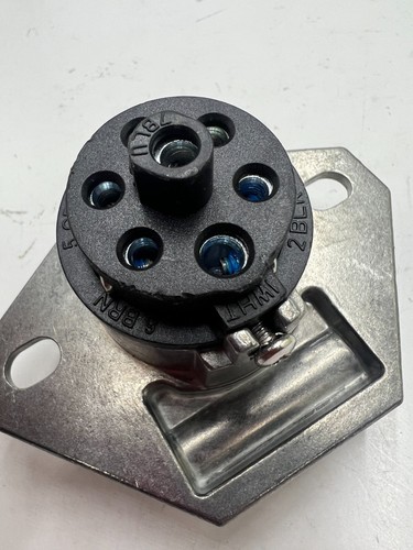 PHILLIPS 7 WIRE TRAILER SOCKET PLUG, SAE J560, ‎4.53 x 4.49 x 4.29 ...