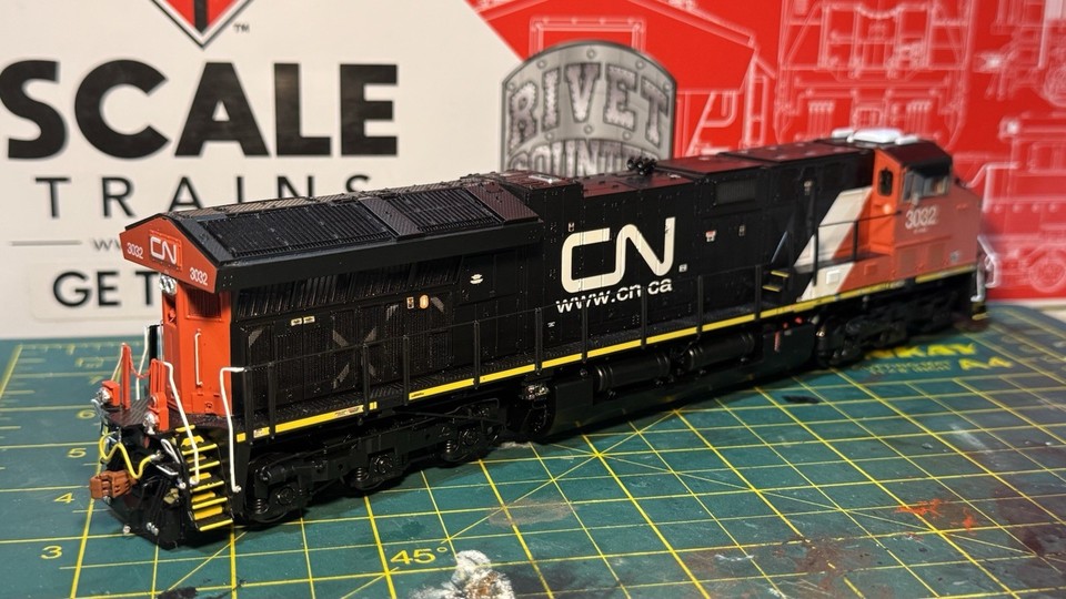HO Scaletrains GE Tier 4 GEVO Canadian National ET44AC #3032 DCC Sound ...