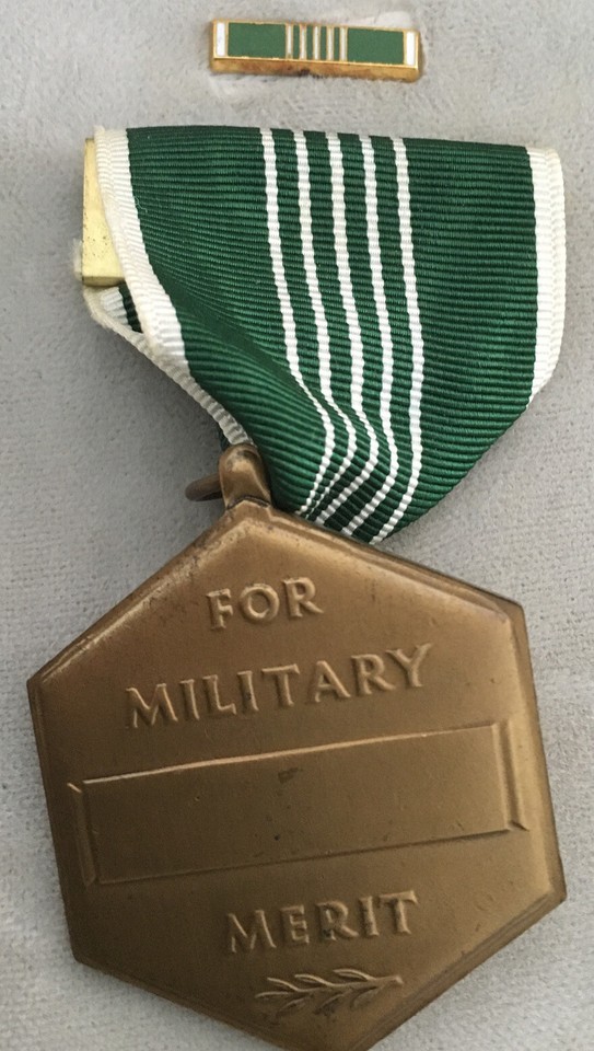 US Army Commendation Medal ARCOM Lapel Pin, Ribbon & Presentation Case ...
