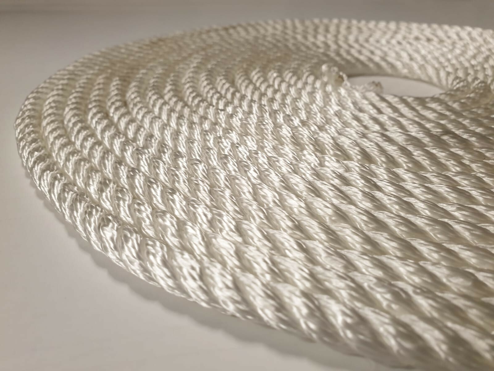 18mm White Nylon Rope 3 Strand Available By The Metre Mooring Boats ...