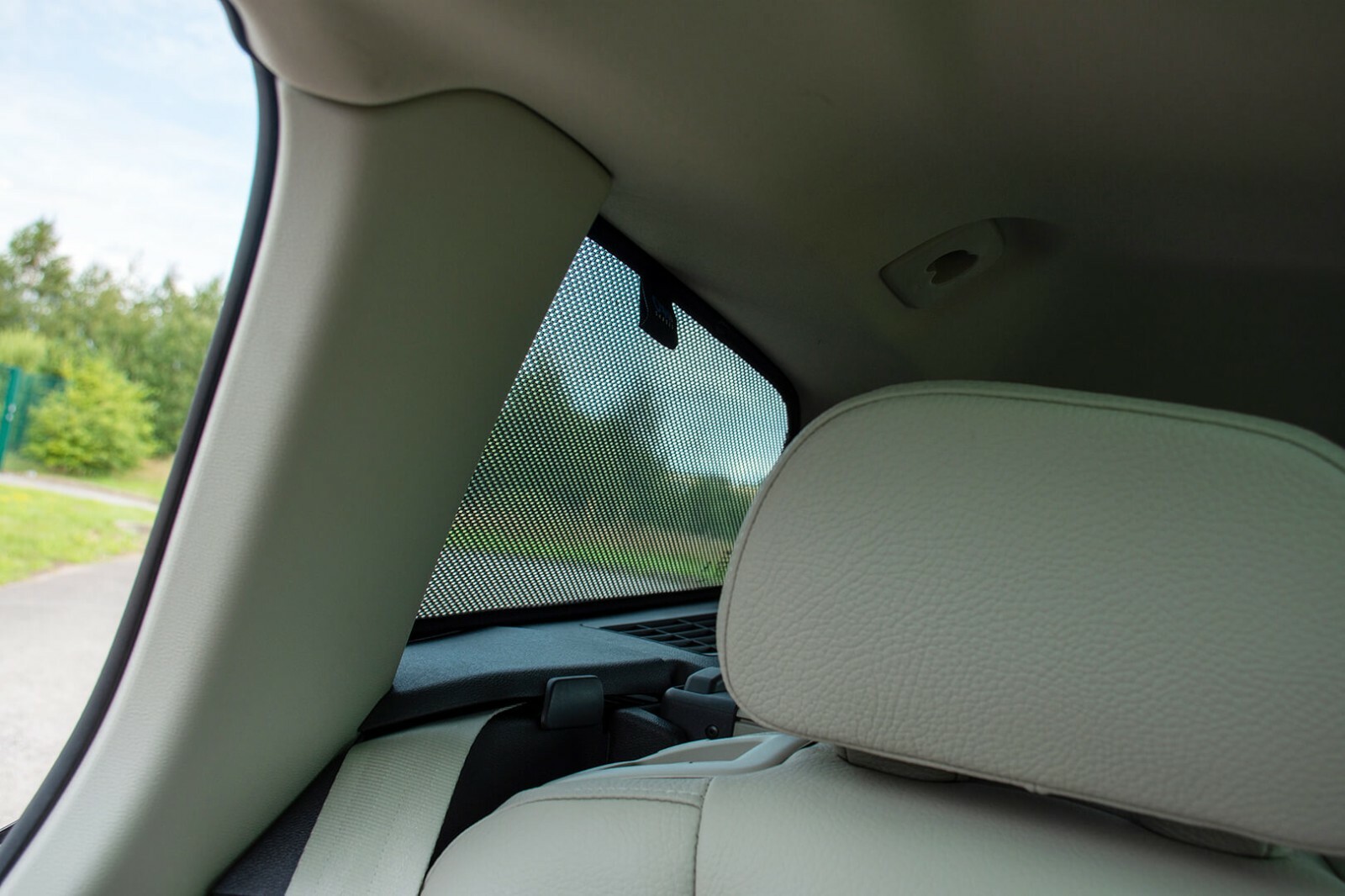 Volvo V60 Estate 2019> CAR SHADES UK TAILORED UV SIDE WINDOW SUN BLINDS ...