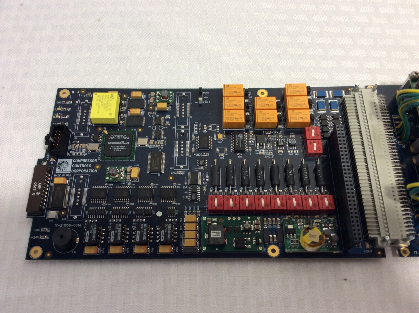 COMPRESSOR CONTROLS SERIES 3++ ANTISURGE-CONTROLLE CCC PLUS(Guaranteed ...