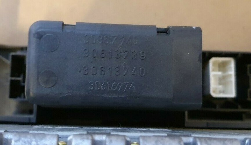 2000 VOLVO S40 GENUINE Head Unit - Radio, Cassette & CD Player HU-605 ...