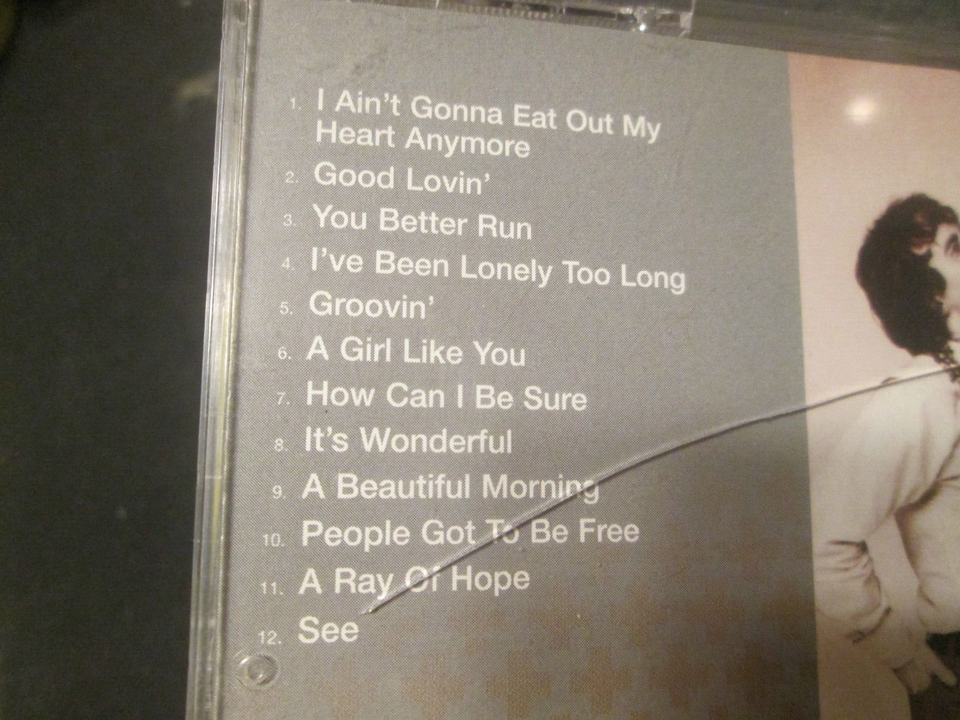 The Essentials by The Rascals (CD, Aug-2002, Rhino (Label)) 81227608323 ...