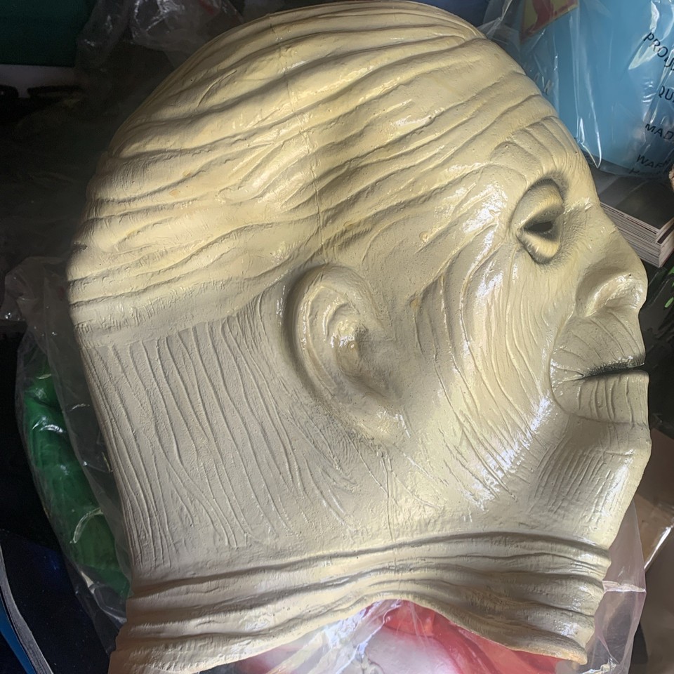 Mortar Heads Mummy Halloween Mask Remco Mini Monsters Universal Studios ...