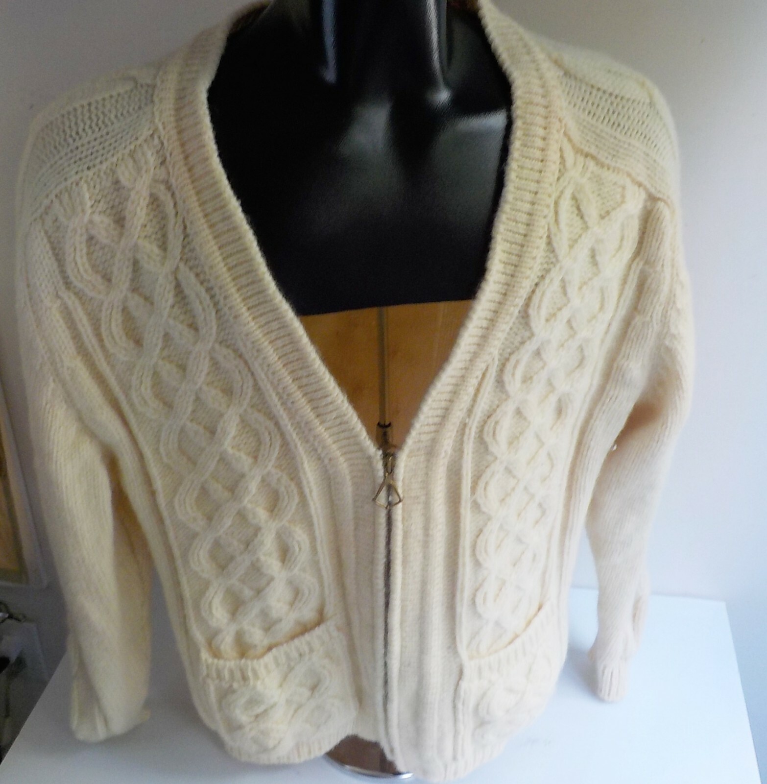 ATHENA DESIGNS Irish Handloomed Pure Wool Zipper Card… - Gem