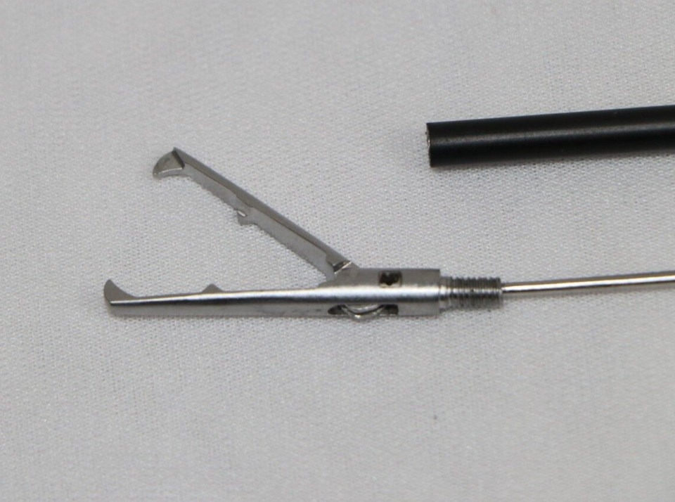 Tooth Grasping Forcep 5mmx330mm Laparoscopic Endoscopy Surgical ...