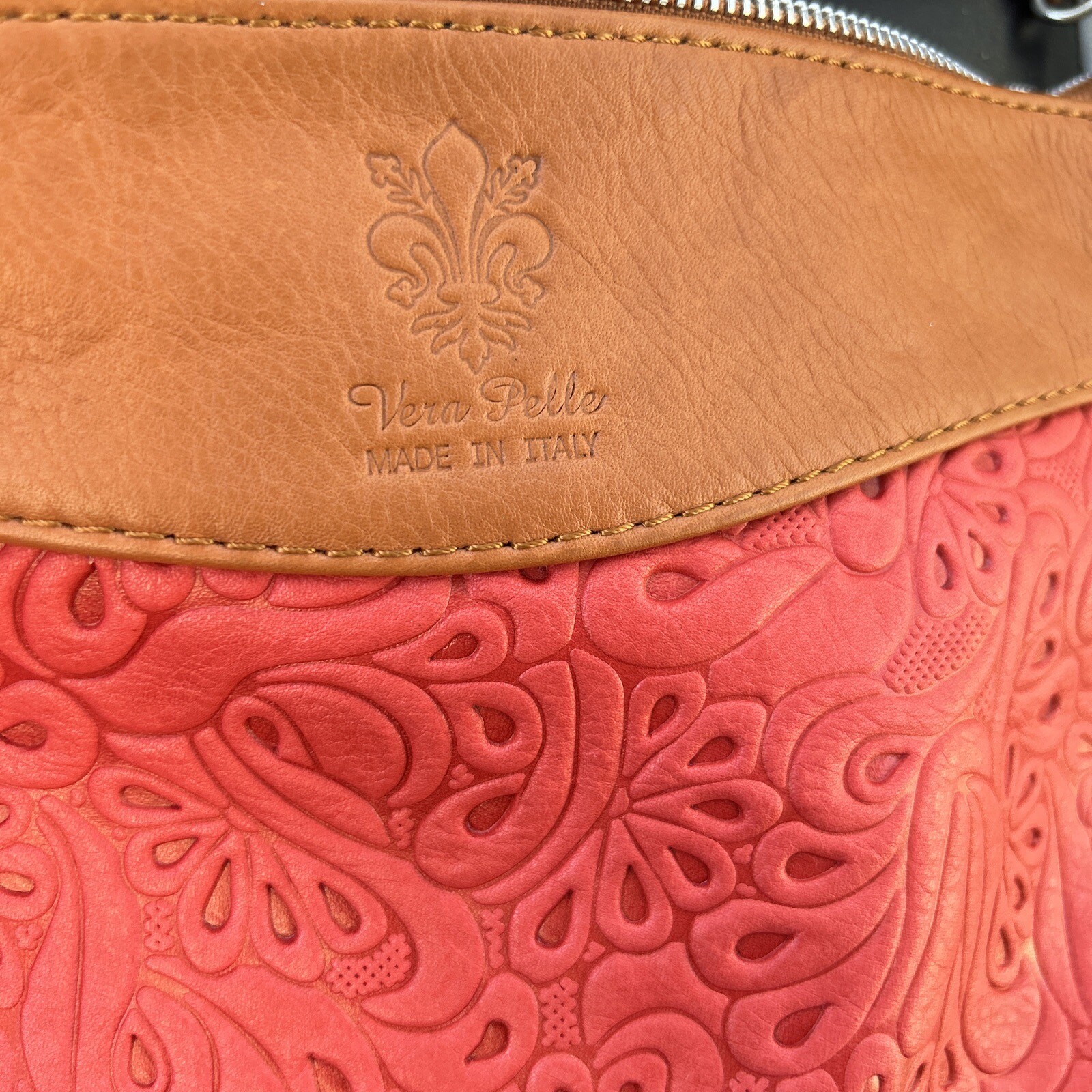 Vintage Vera Pelle Genuine Leather Crossbody Bag Made… - Gem