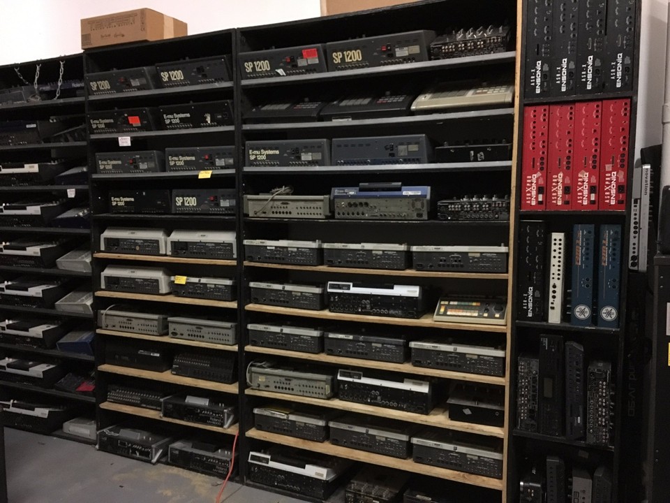 AKAI MPC2000XL Blue MPC 2000 XL 32m 100M zip drive / pads, drum ...