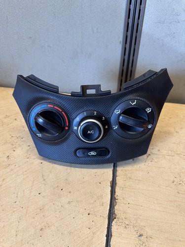 2012-2014 Hyundai Accent HVAC AC Heater Temperature Climate Control ...
