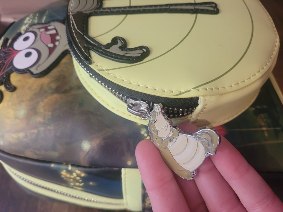 RESERVED garden-550 Loungefly - The Princess and the Frog Ray Glow Mini ...