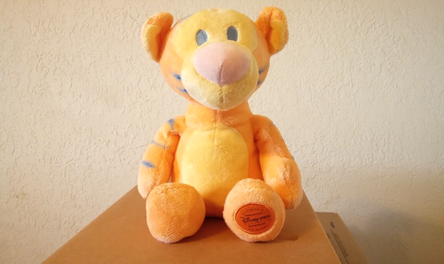 Rare Exclusive Disney Store Tigger plush toy 100% authentic 1999 ...