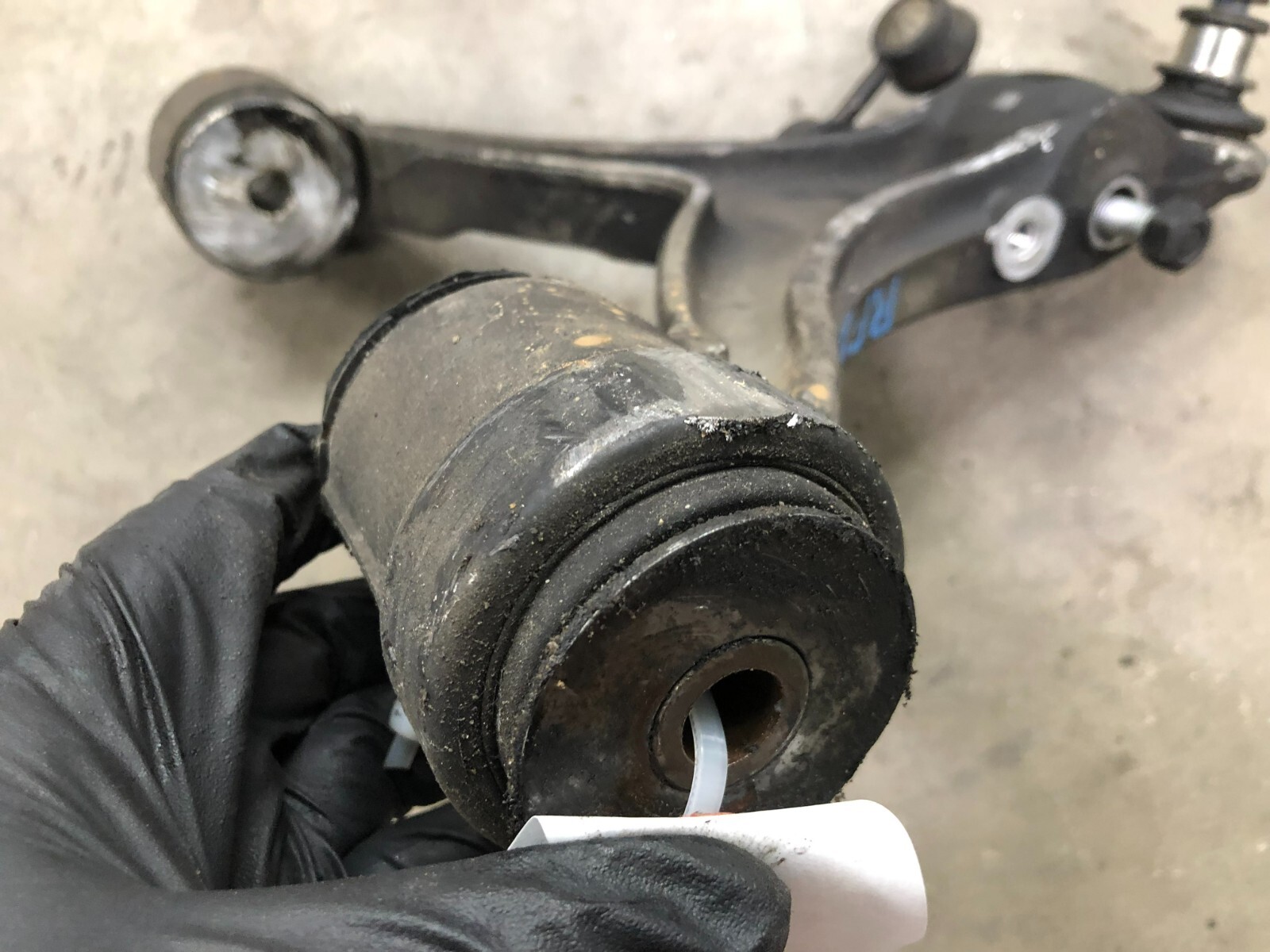 2007 Maserati Quattroporte M139 Front Left Lower Control Arm OEM ...