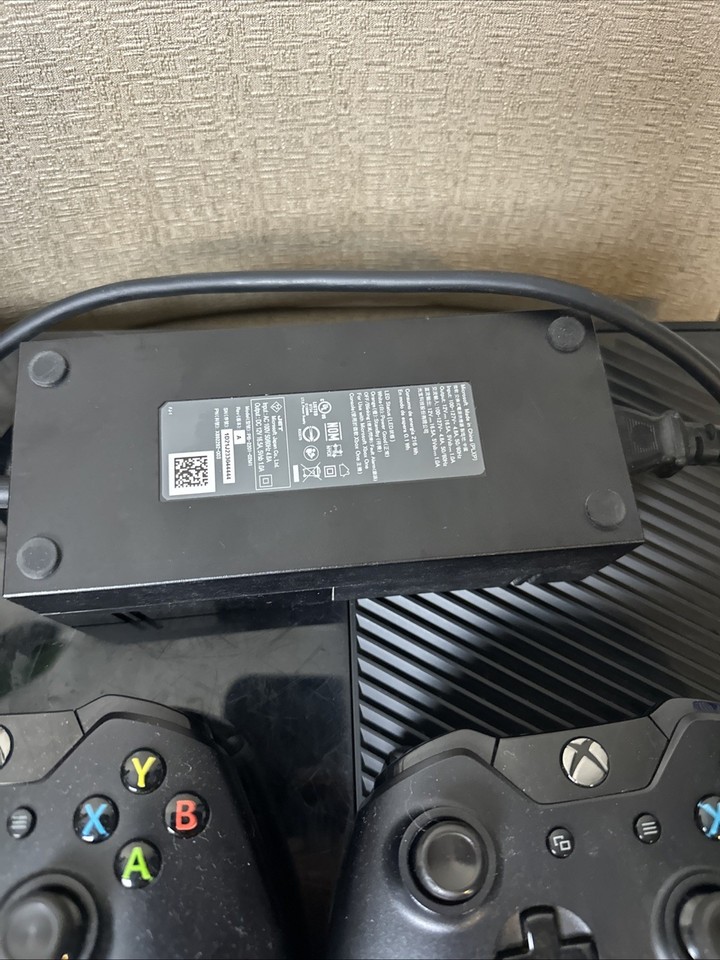 Microsoft Xbox One Console with Power Cord + 2 Controllers Bundle | eBay