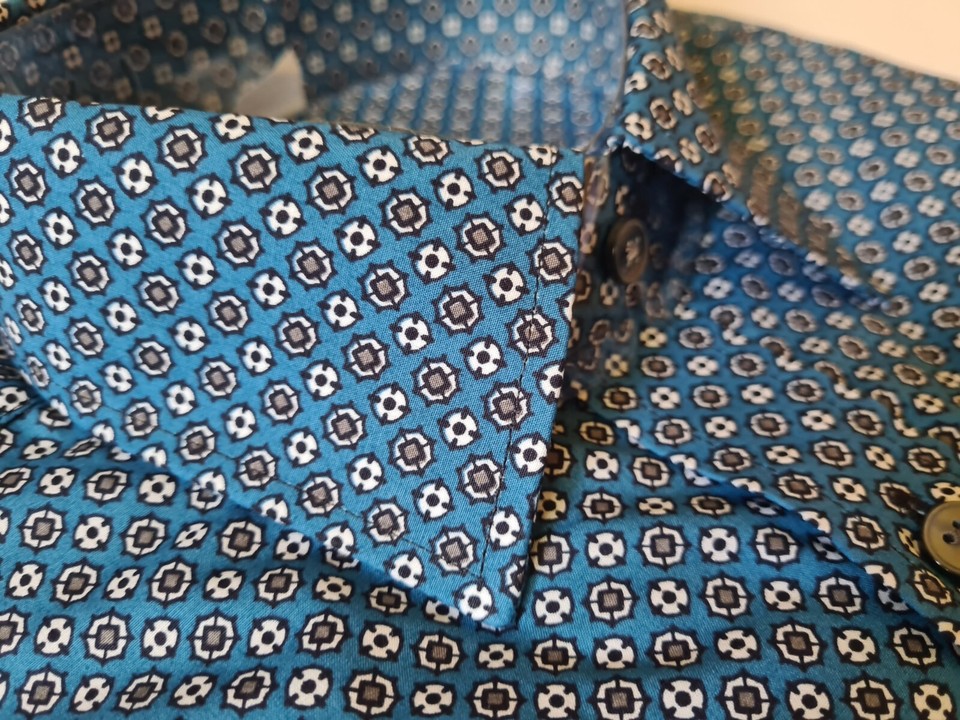 Ex HIGH STREET MENS REG FIT TEAL GEO PRINT 100% COTTON SHIRT BNWOT ...