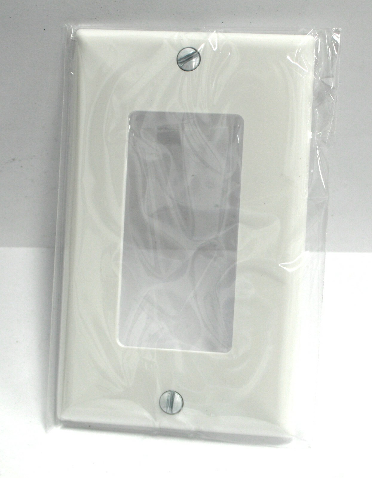 V45174 20A Decorator Tamper Resistant Duplex Outlet & Cover Plate White ...