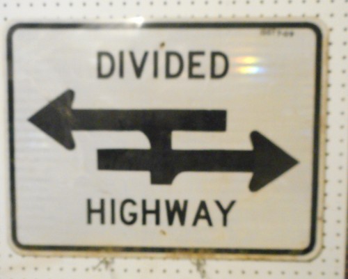 USED DIVIDED HIGHWAY SIGN WITH ARROWS/PICTURE BLACK&WHITE MODOT FLAT AL ...