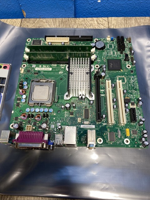 Intel Desktop Board Motherboard E210882 BTX Socket Lga775 USA for sale ...