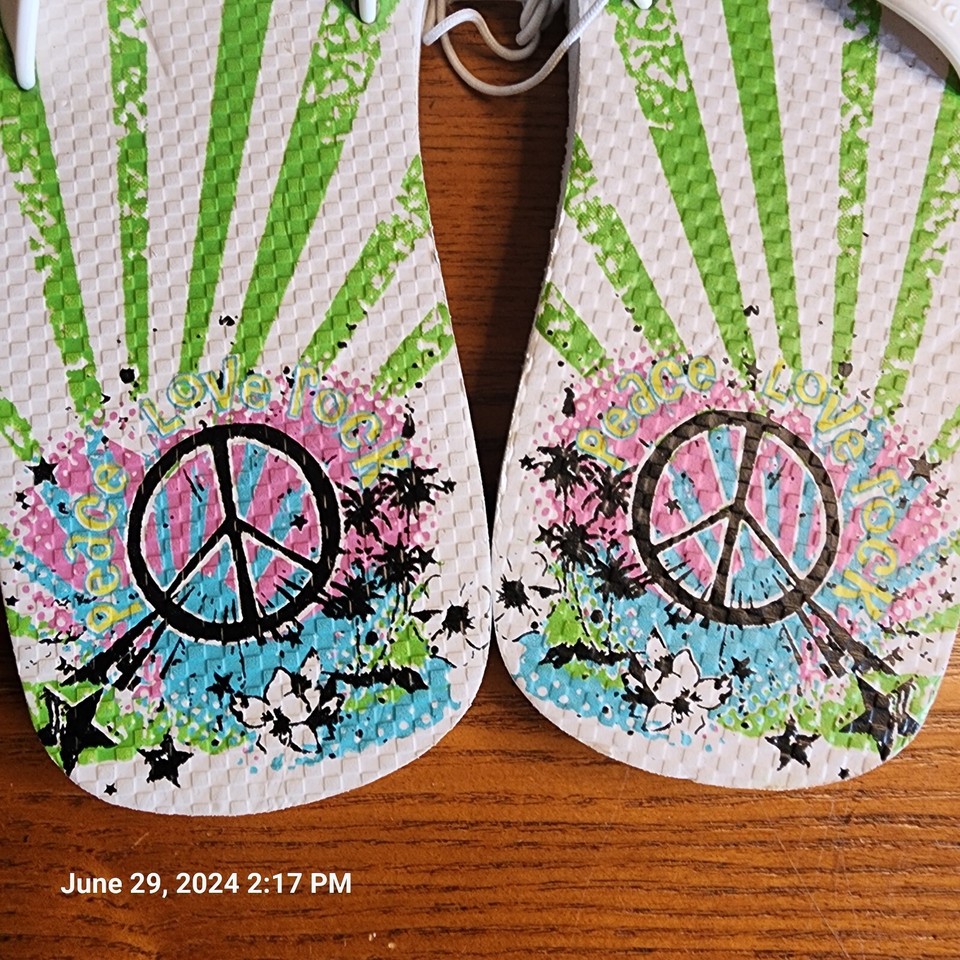 Ocean Pacific Peace Flip Flops White Green Peace Love Rock 7/8M NWT ...