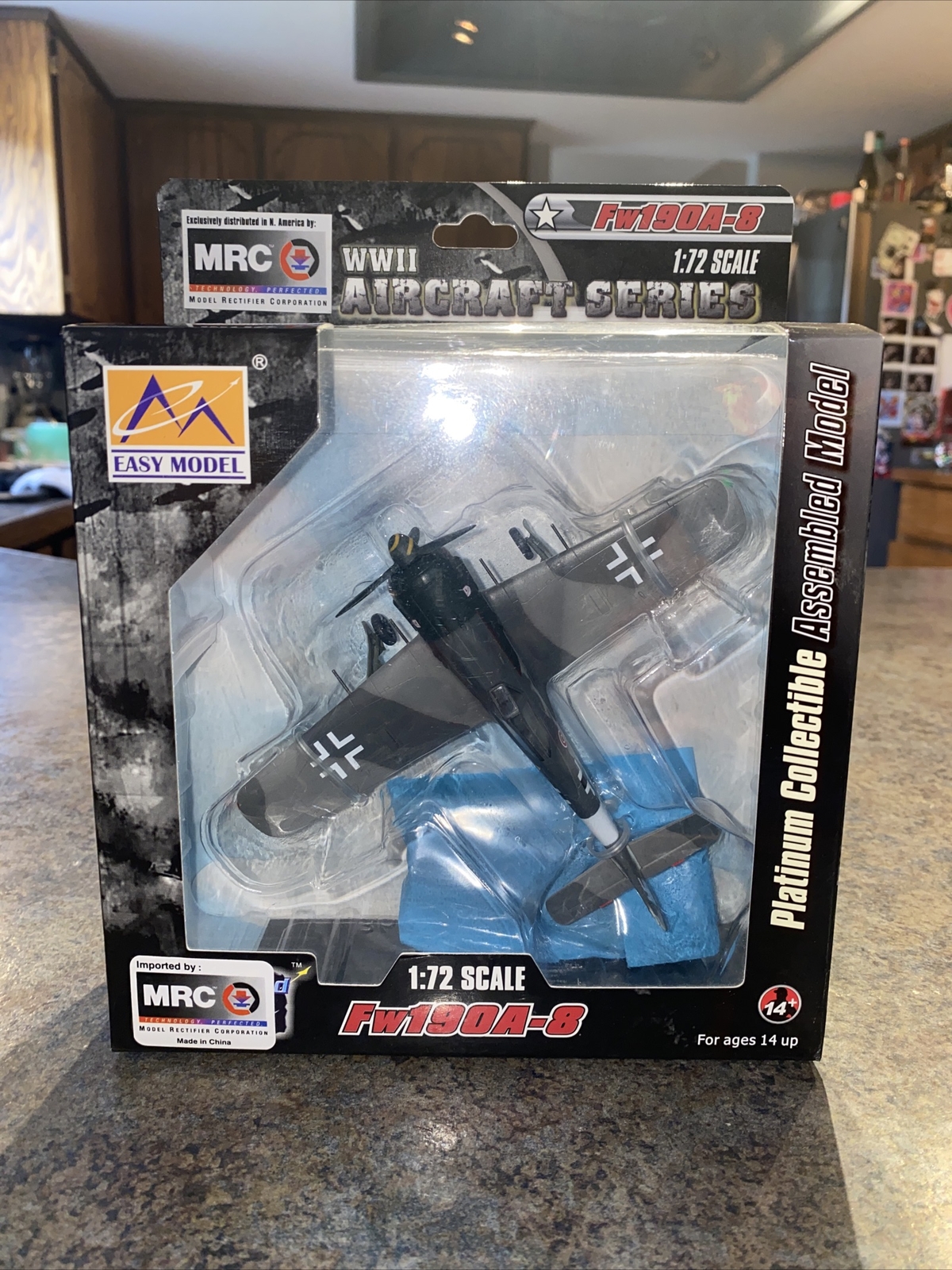MRC FW190A-8 RED 8 Willie Maximowitz - Pre-Built Plastic Model Airplane ...