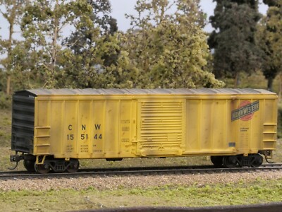 Custom Weathered Athearn HO Scale C&NW 50' Boxcar | eBay