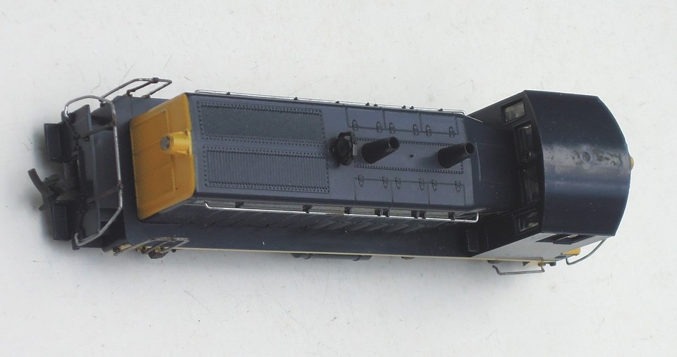 5d023 HO Athearn SF Santa fe ATSF SW7 cow power tested strong and ...