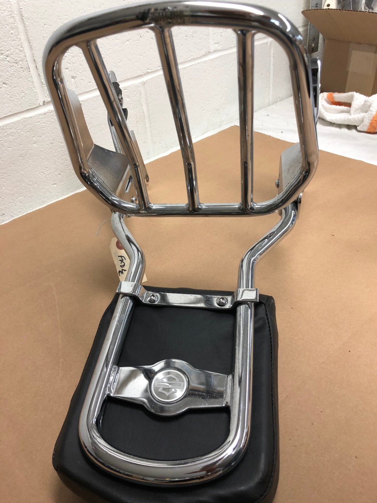 Harley-Davidson Detachable Dyna Backrest with luggage rack FXDB FXDC ...