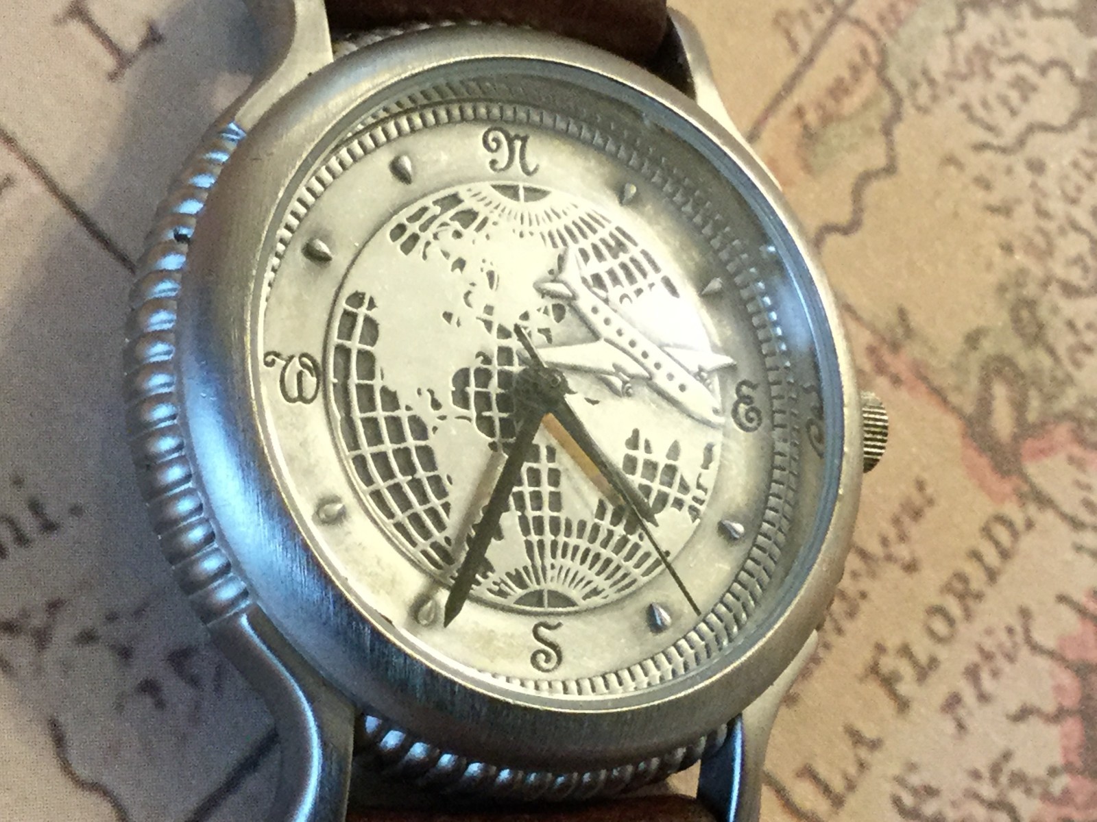 Samsonite Worldproof Limited Edition Travel Watch Japan 04937 of 20000 ...