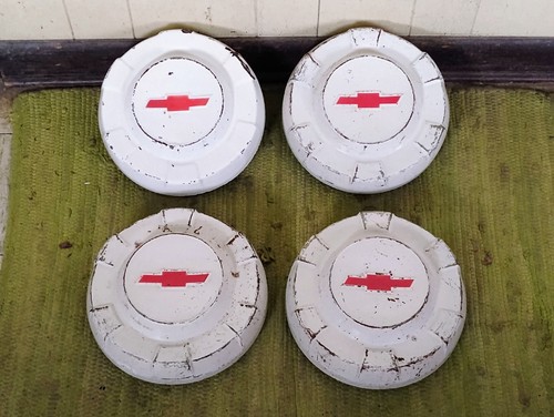 61 62 63 Chevy Truck 3/4 ton Dog Dish HUB CAPS Set of 4 C20 C30 1961 ...