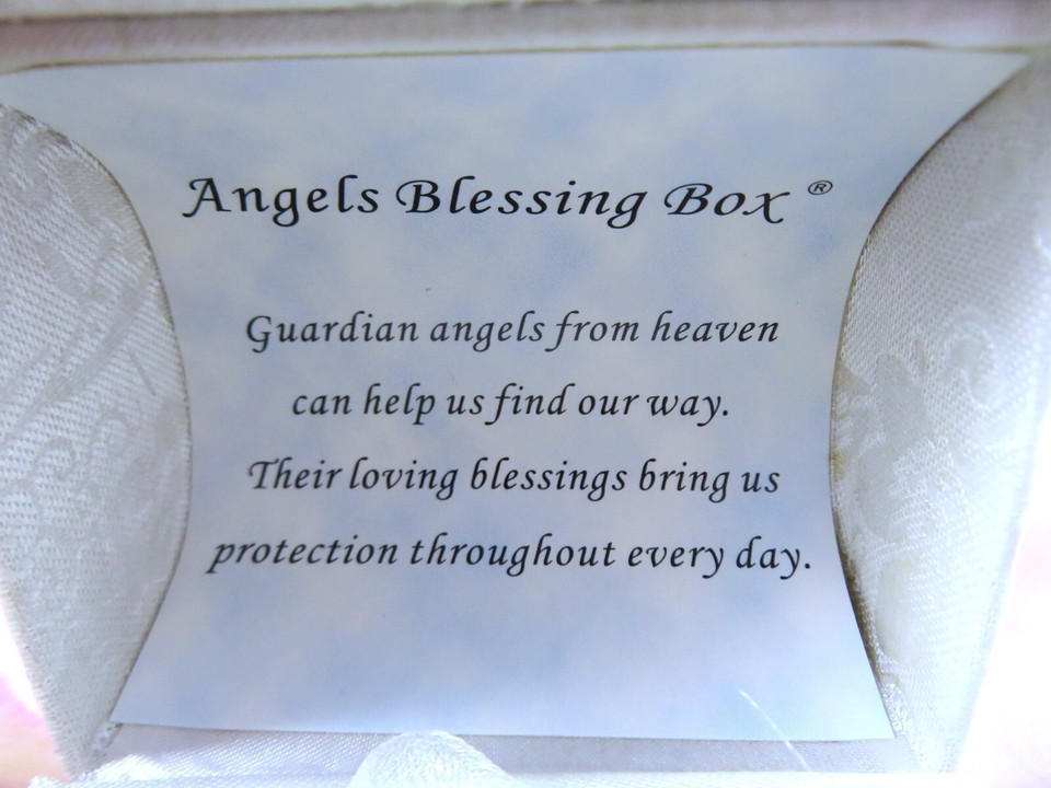 Angels Blessing Box Miniature Hand Blown Spun Glass Angel 22KT Gold ...