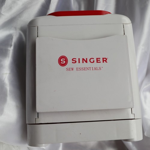 Singer Sew Essentials Storage Case Box Sewing Portable Organizer - e684 ...