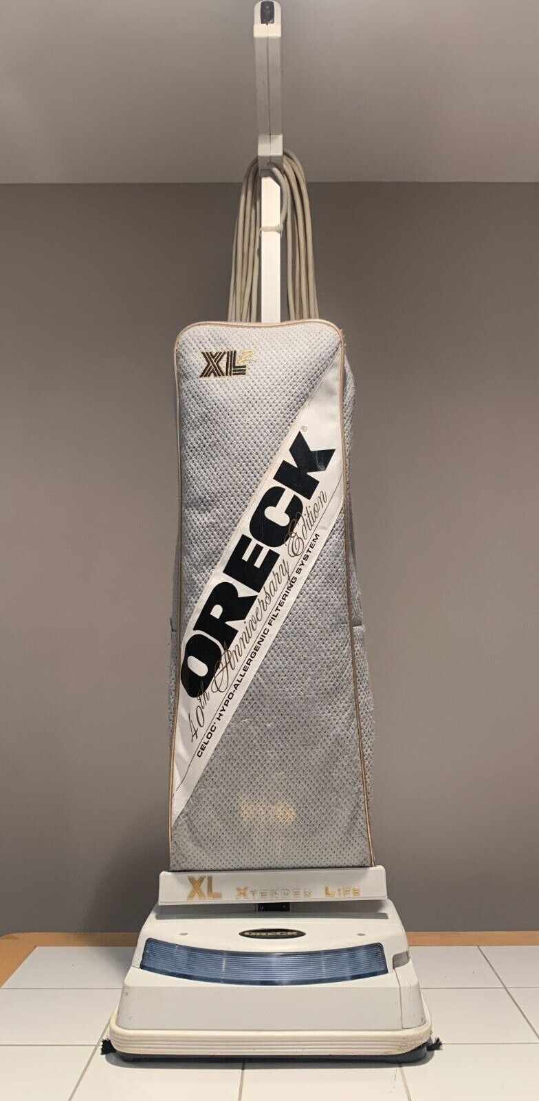 Oreck XL 2 XL3600HH Upright Vacuum Cleaner 40th Anniversary Edition | eBay