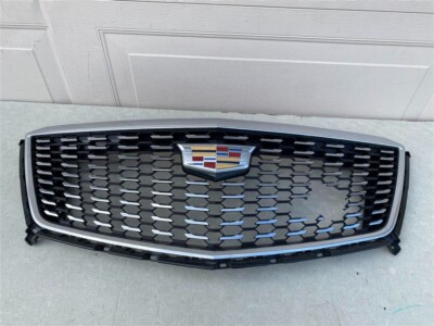 2020 2021 2022 CADILLAC XT5 GRILLE OEM | eBay