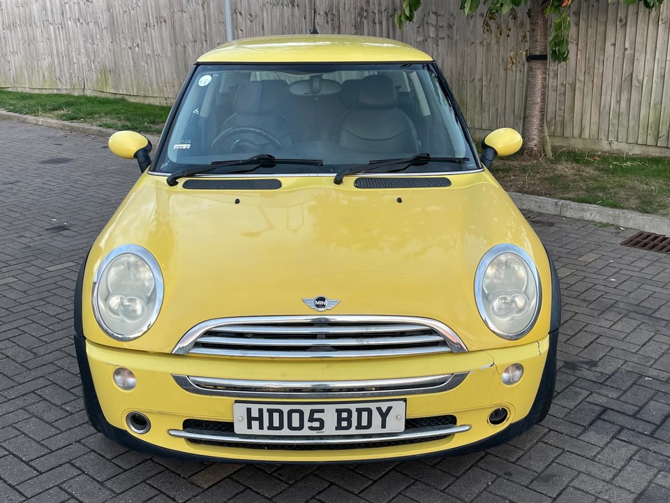 2005 MINI COOPER 1.6 AUTOMATIC**BRAKE ISSUE + BARGAIN READ ADVERT ...