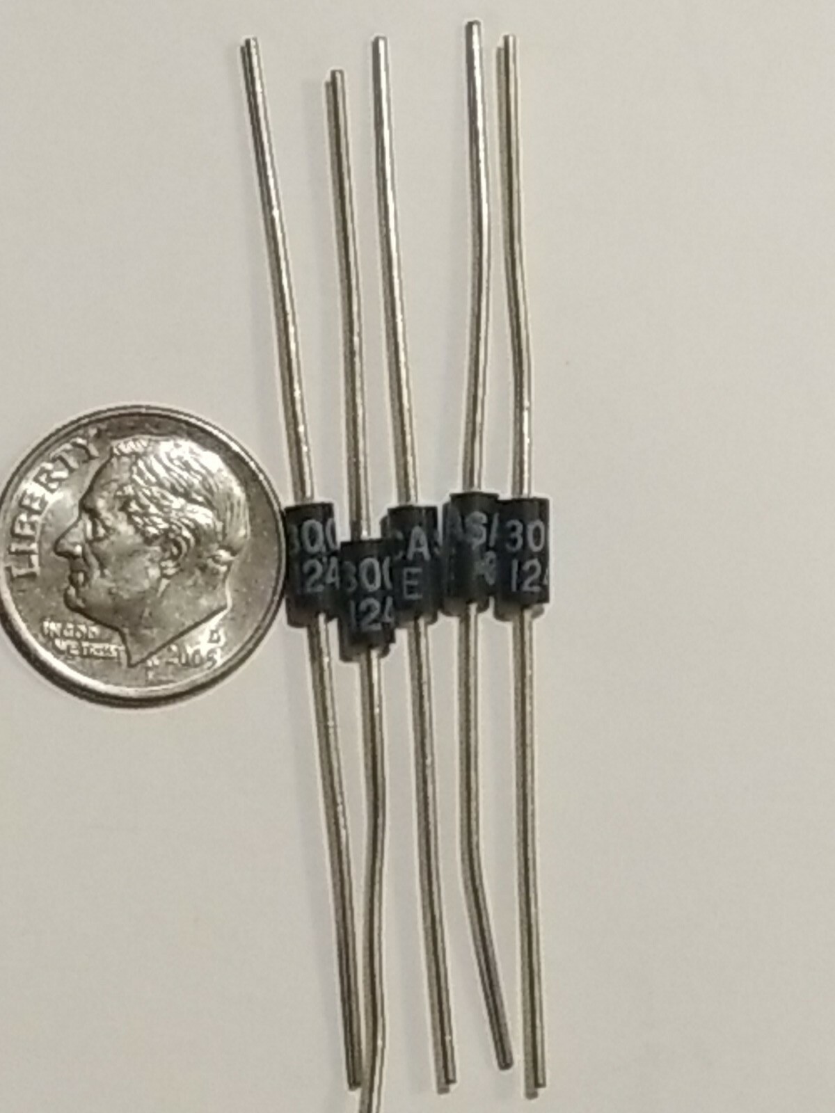 5 pcs SA30CA DIODE TVS 30V 500W BI-DIR ESD Suppressors / TVS Diodes NEW ...