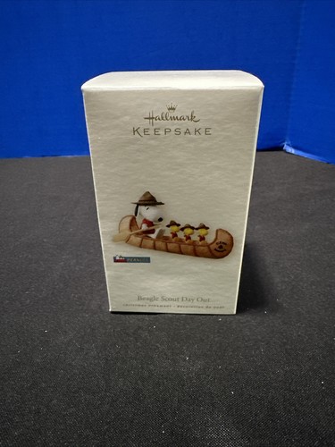 Hallmark Beagle Scout Day Out Christmas Ornament Peanuts Snoopy ...