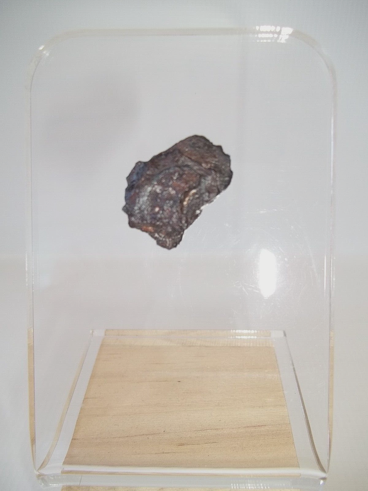 "Meteorite" Fragment w /clear display stand | eBay