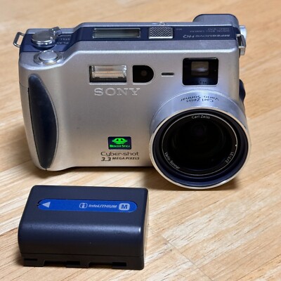 Excellent! @ 2000 Sony Cyber-shot DSC-S70 3.3MP CCD Digital Camera | eBay