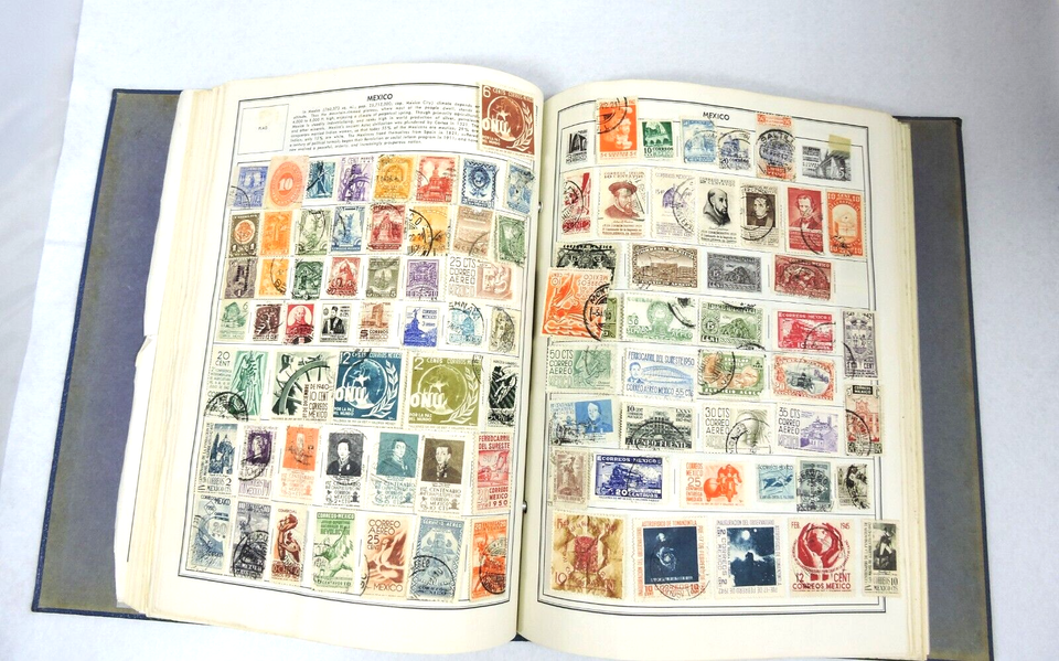 1959 AMBASSADOR ALBUM Postage Stamp Of The World H.E Harris - Lot of ...