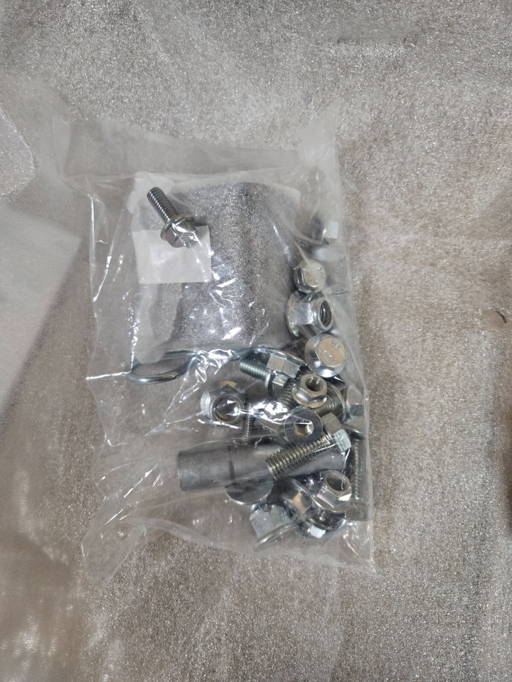 BM20714 John Deere OEM Click-N-Go Bracket Kit | eBay