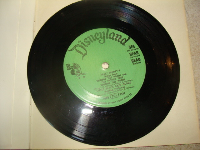VINYL DISNEYLAND RECORD BOOK WALT DISNEY WINNIE THE POOH 7" - 33 1/3 ...