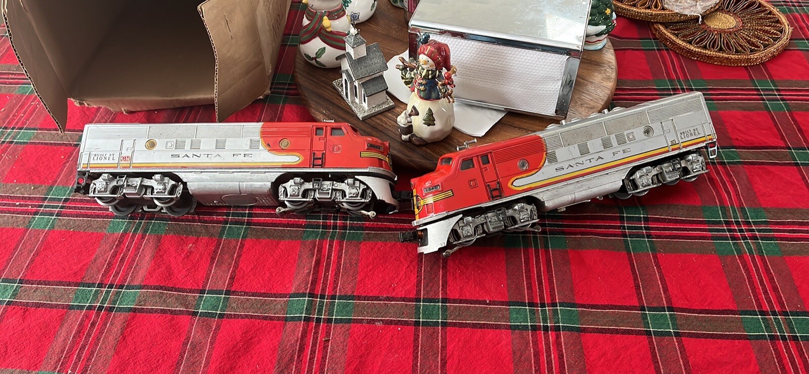 Vintage Lionel Santa Fe Train Set | eBay