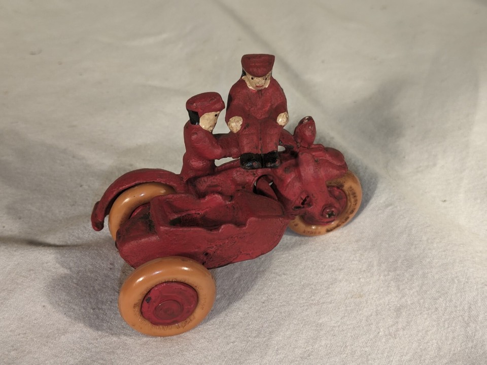 Lot of 6 Cast Iron Motorcycle Figures Vintage Die Cast Biker Toy Hubley ...