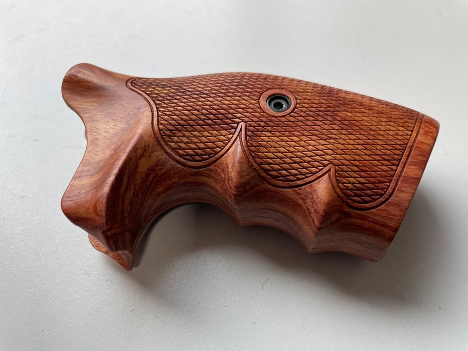 Close back grip Finger groove Wood Decorative Grips for S&W, K/L ROUND ...