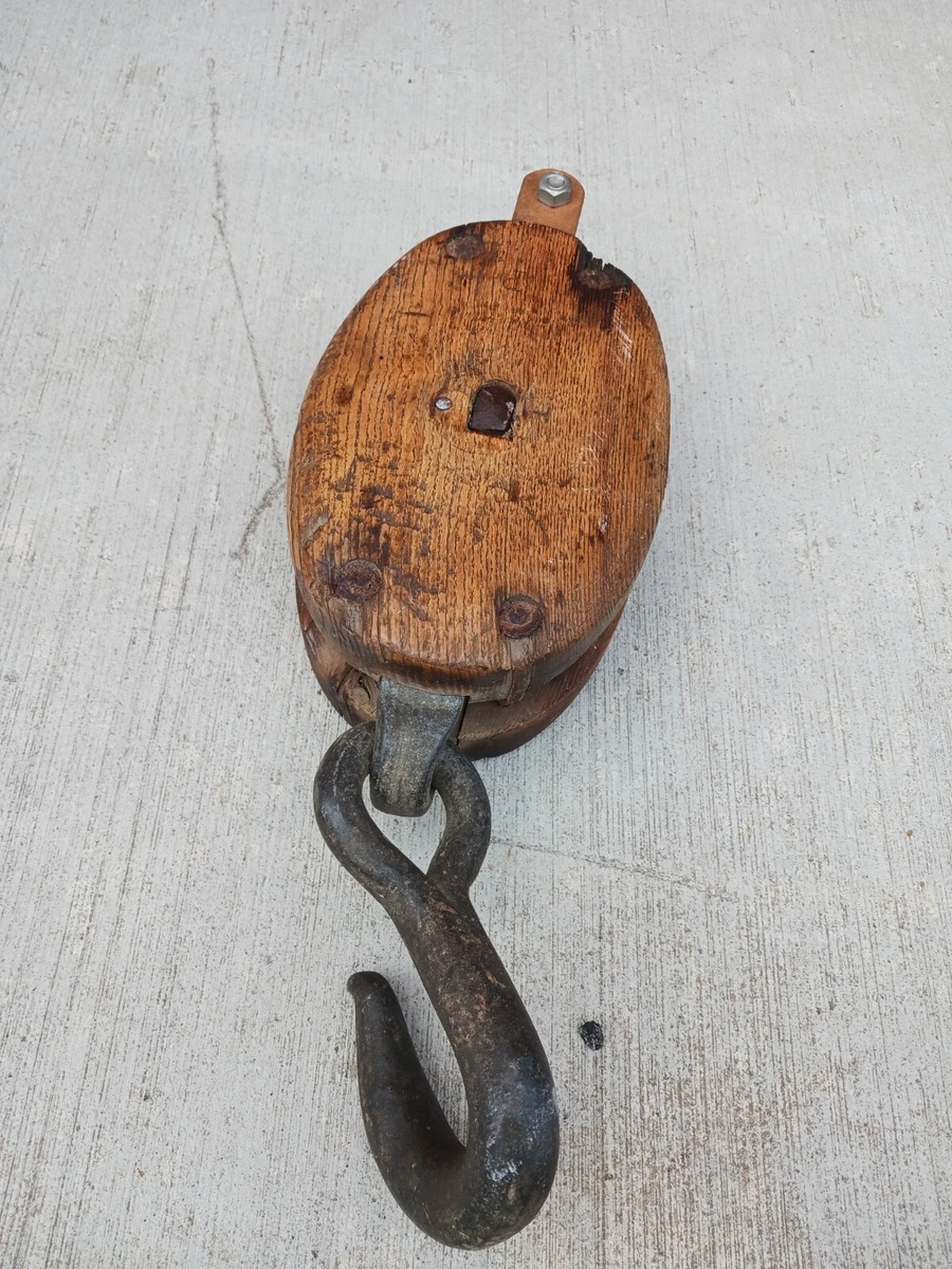 Old Wood Block And Tackle