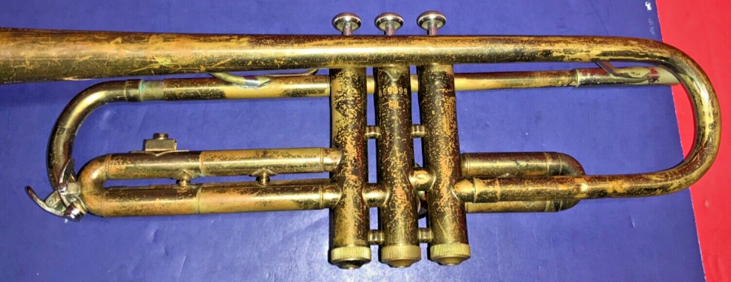 Vintage Bundy Trumpet by Selmer Co Designed by Vincent Bach w/ Case ...
