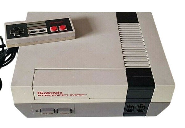 Nintendo NES,1985 Console - Gris (NESE-001(FRA)) for sale online | eBay