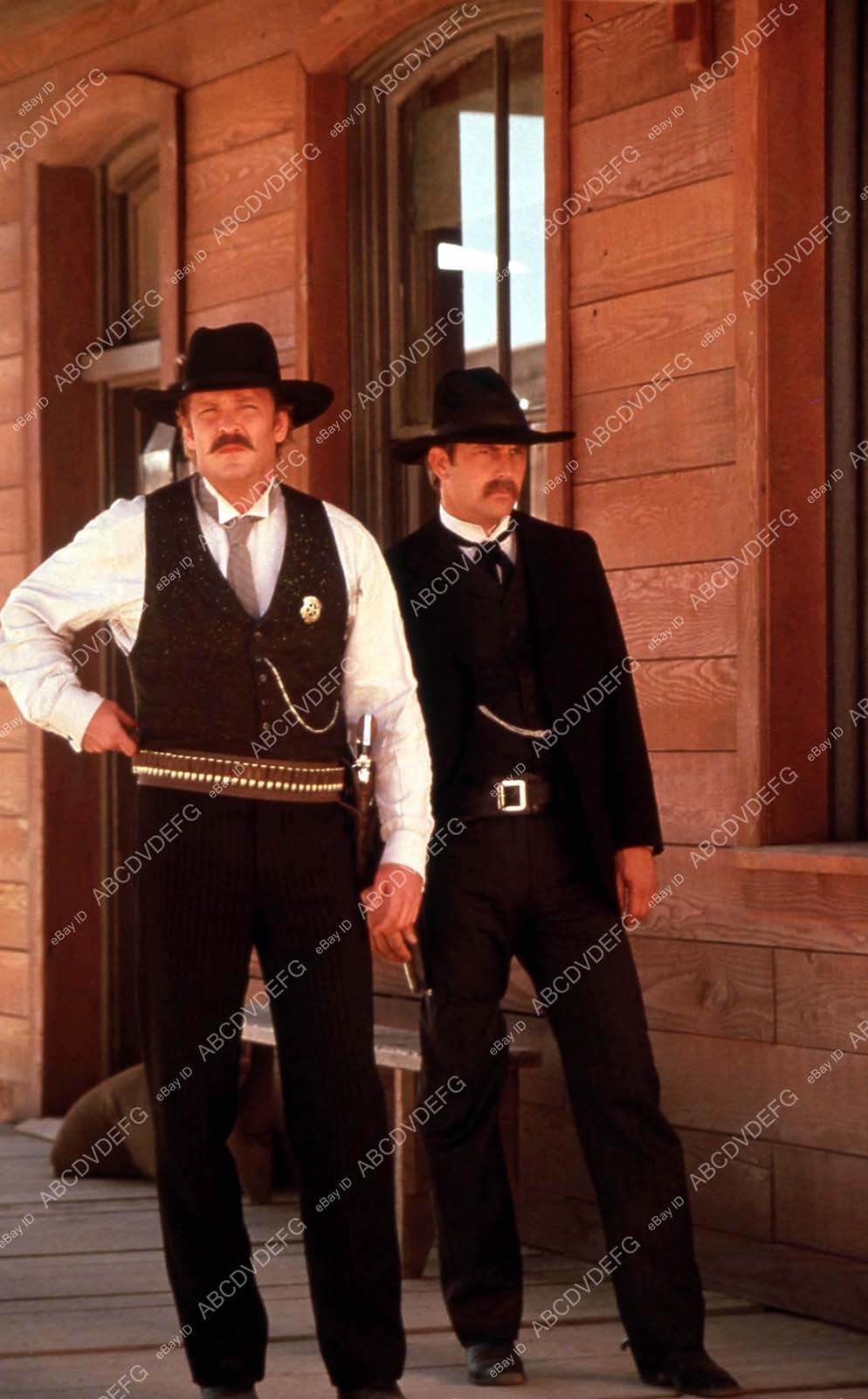 35m-13583-2 Kevin Costner Gene Hackman film Wyatt Earp 35m-13583-2 35m ...