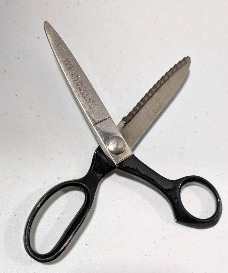 WISS MODEL CB7 PINKING SHEARS/SCISSOR, 7-1/2” LONG, VINTAGE SCALLOPING ...