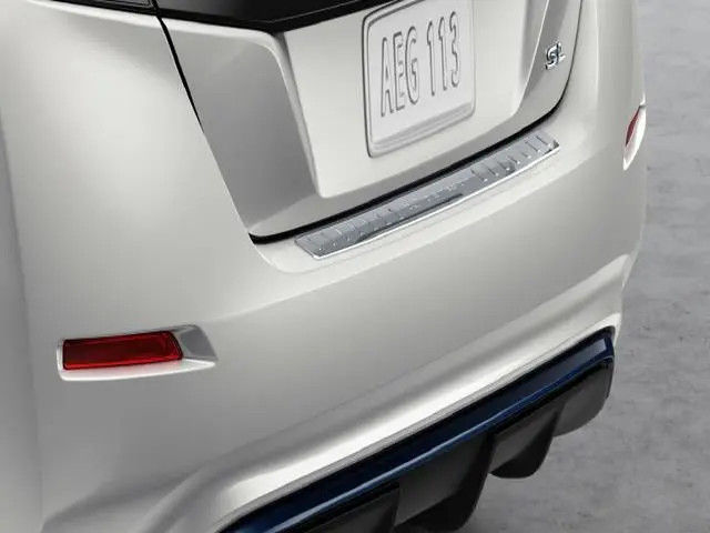 Genuine Nissan Chrome Rear Bumper Protector 999B1-8600C | eBay